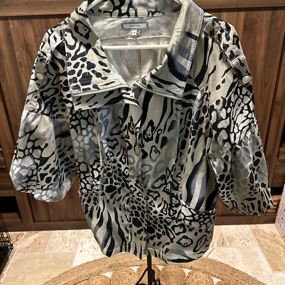 Jackets & Coats | Laura Max Animal Print Jacket Size Medium | Poshmark
